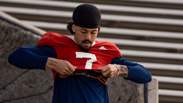 Texas Longhorns Have Interesting Connection to UTEP QB Malachi Nelson