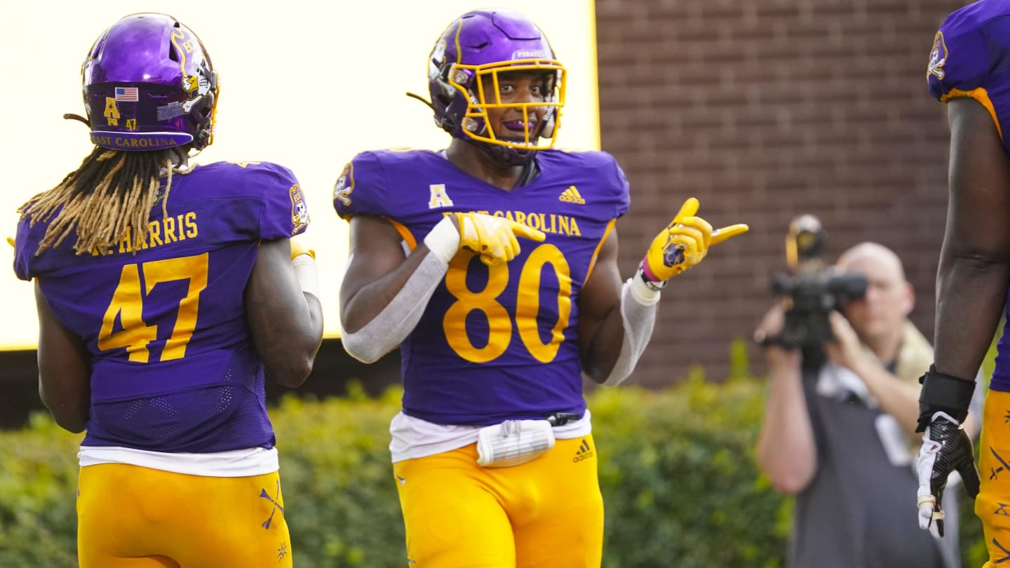 Texas A&M Aggies Secure Verbal Commitment From East Carolina TE Shane ...