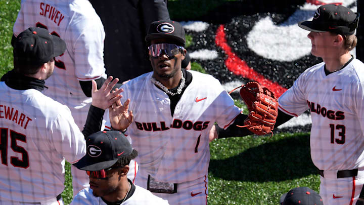 Georgia baseball defeats UIC 15-1