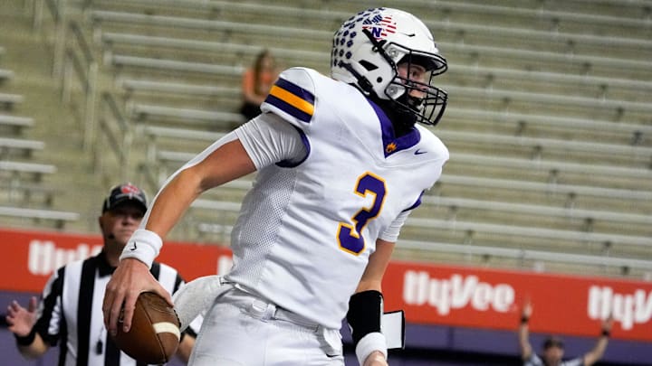 Iowa High School Football Playoffs: Nevada Vs. Bishop Heelan