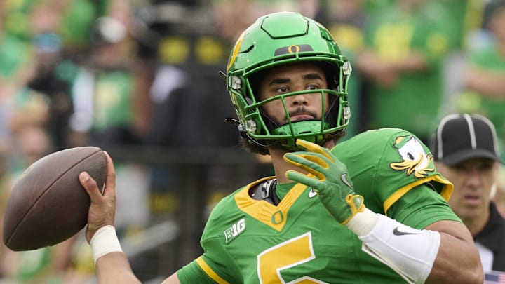 Oregon Ducks' Dante Moore Targets Oklahoma State's Mike Gundy After ...