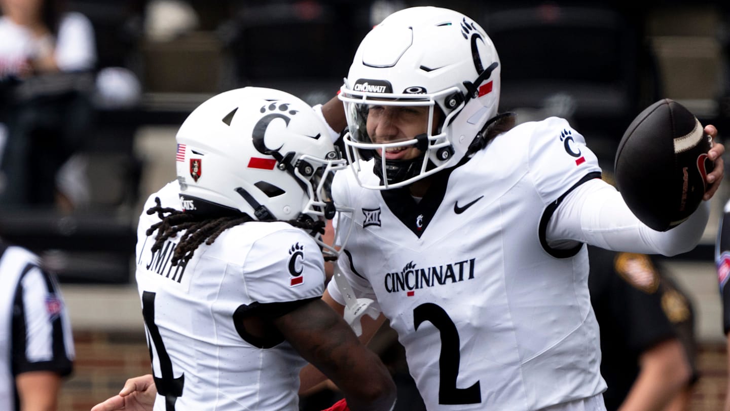 Watch: Cincinnati Bearcats Brendan Sorsby Hits Star Pass Catcher on ...