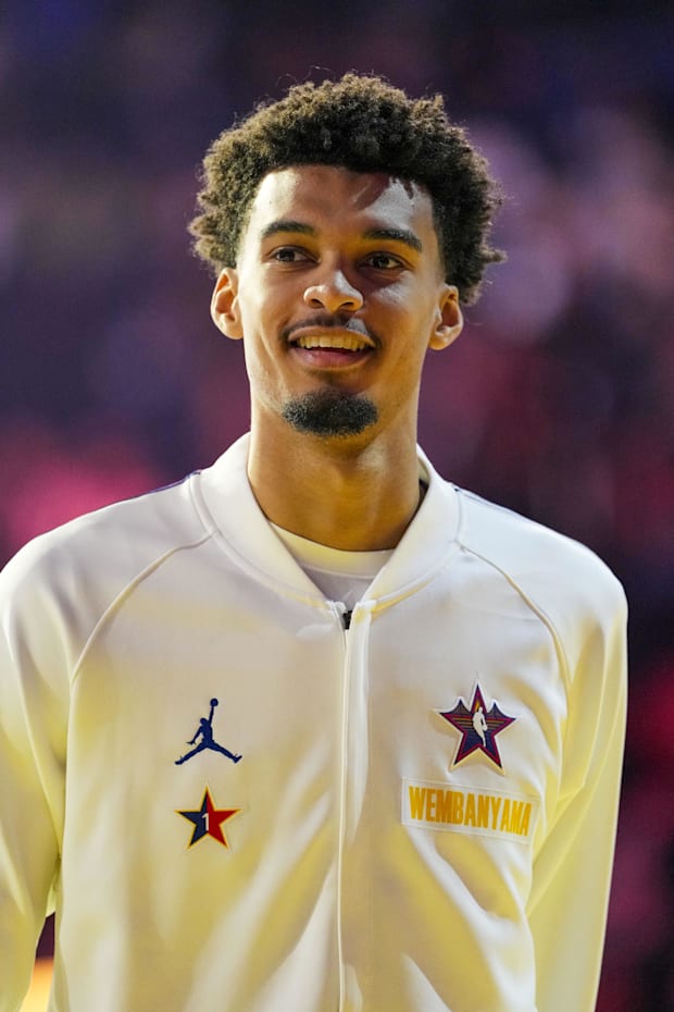 Victor Wembanyama shaves head in dramatic change visiting Shaolin ...