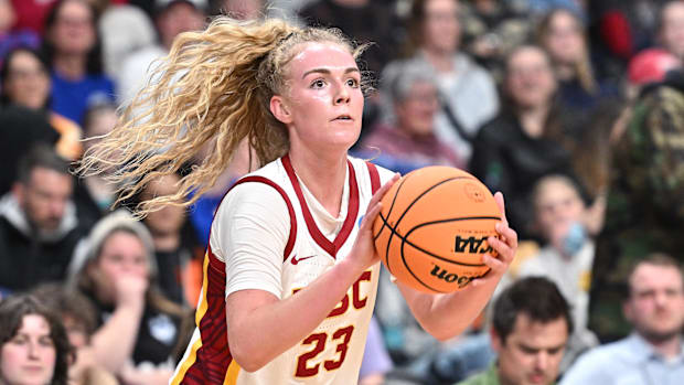 USC Trojans' Avery Howell To Transfer: Third Trojan To Enter NCAA ...