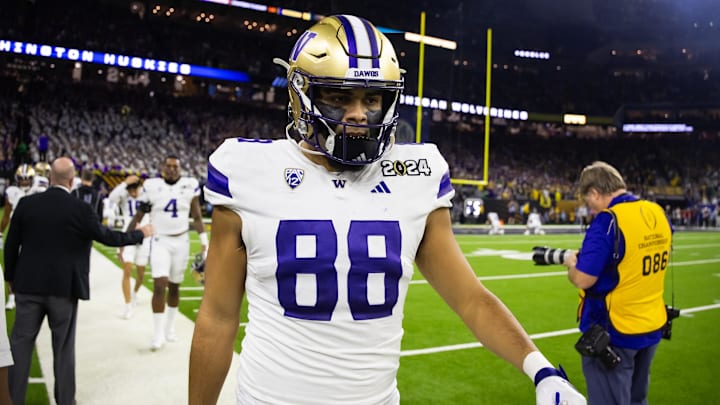 After Fateful Knee Injury, Quentin Moore Starts Over as Spring Ball Begins