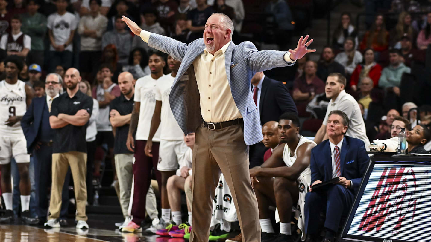 Texas A&M's Buzz Williams Calls Matt Painter 'First Ballot Hall of Famer'