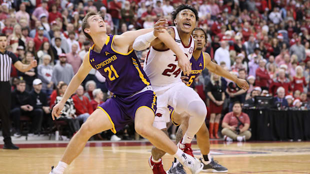 Razorbacks Squander Big Lead, Lose in Final Minute to TCU
