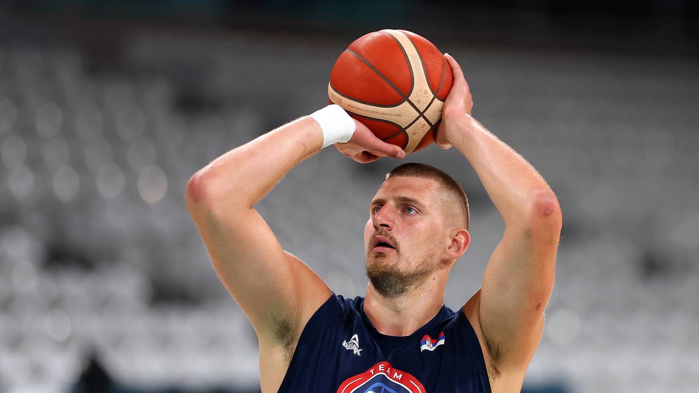 Nuggets vet confidently predicts Jokic finishes with more rings than ...