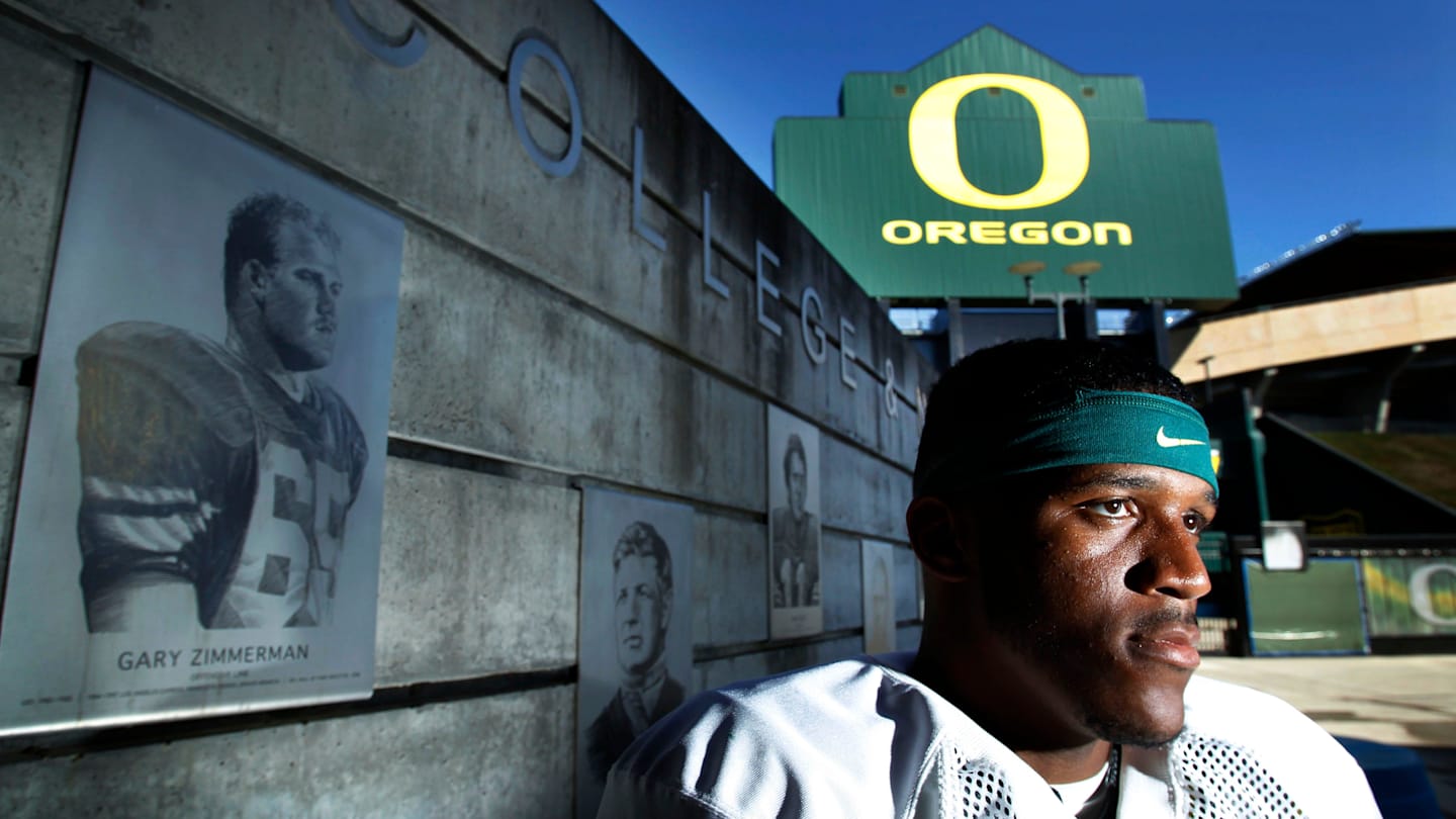 Oregon set to wear jaw-dropping uniforms for Rose Bowl appearance ...