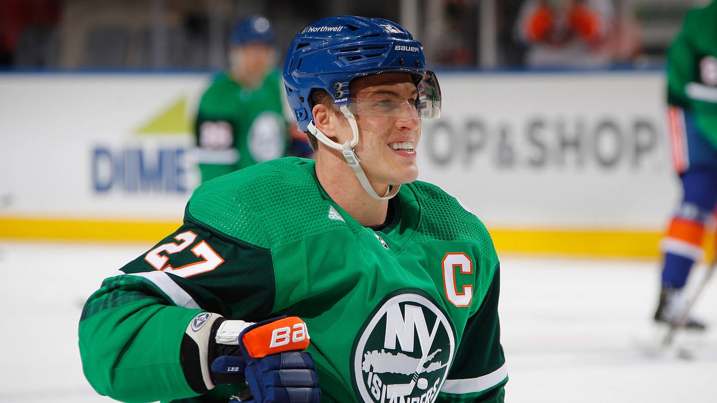 Islanders Offense Thrives Again in 4-3 Win