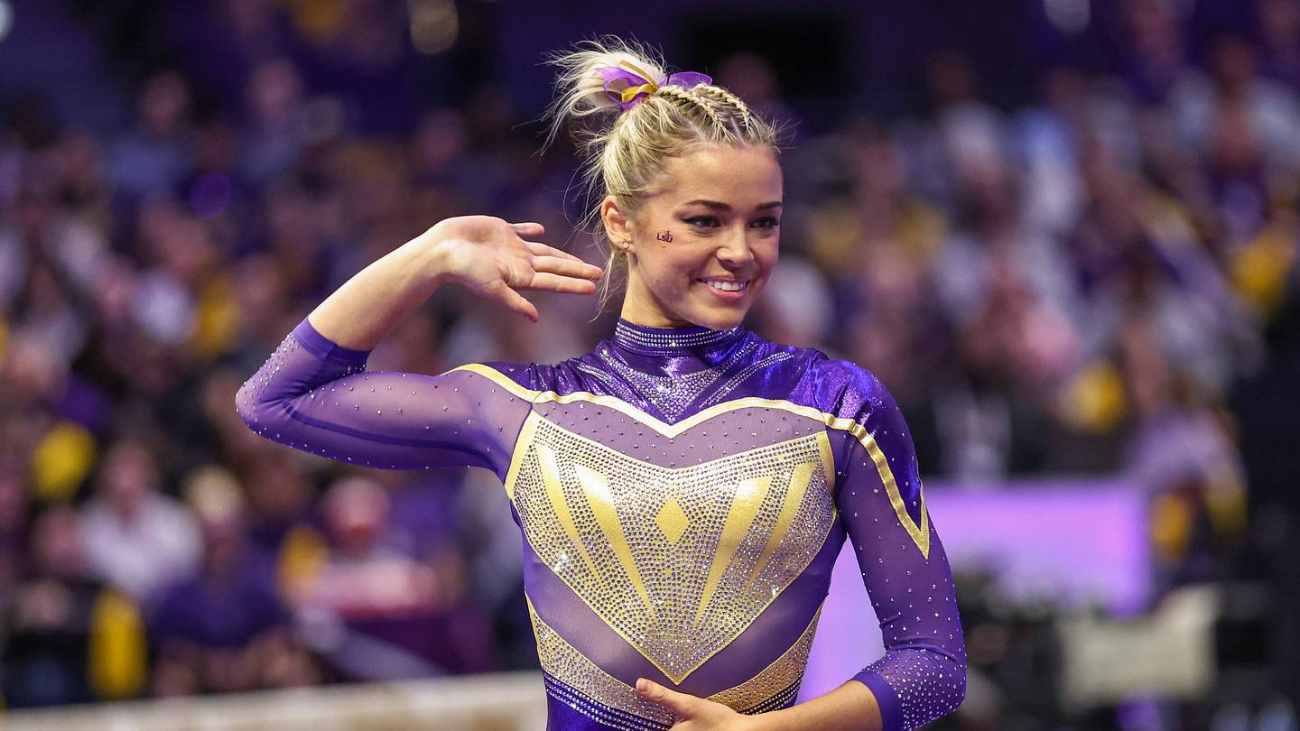 Livvy Dunne slays fire ab-revealing workout fit after LSU gymnastics ...