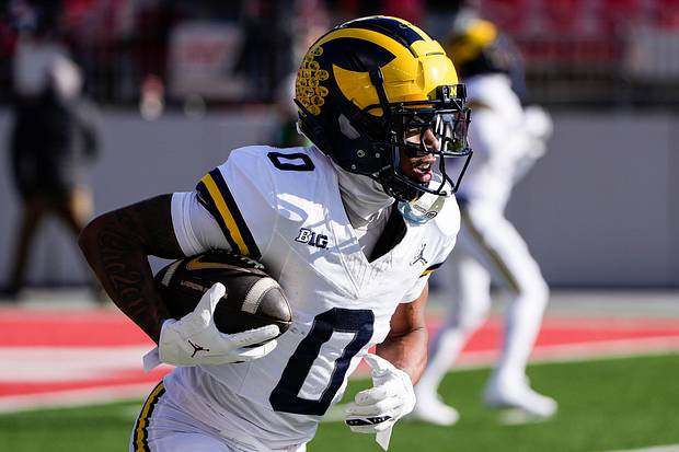 Recruiting: Michigan Football leads for 4-star WR Christian Ward in ...