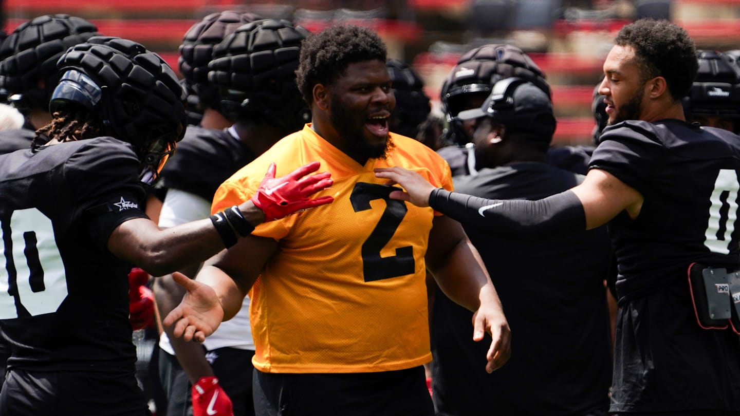 Look: Cincinnati Bearcats Head to Lubbock for Primetime Showdown With ...