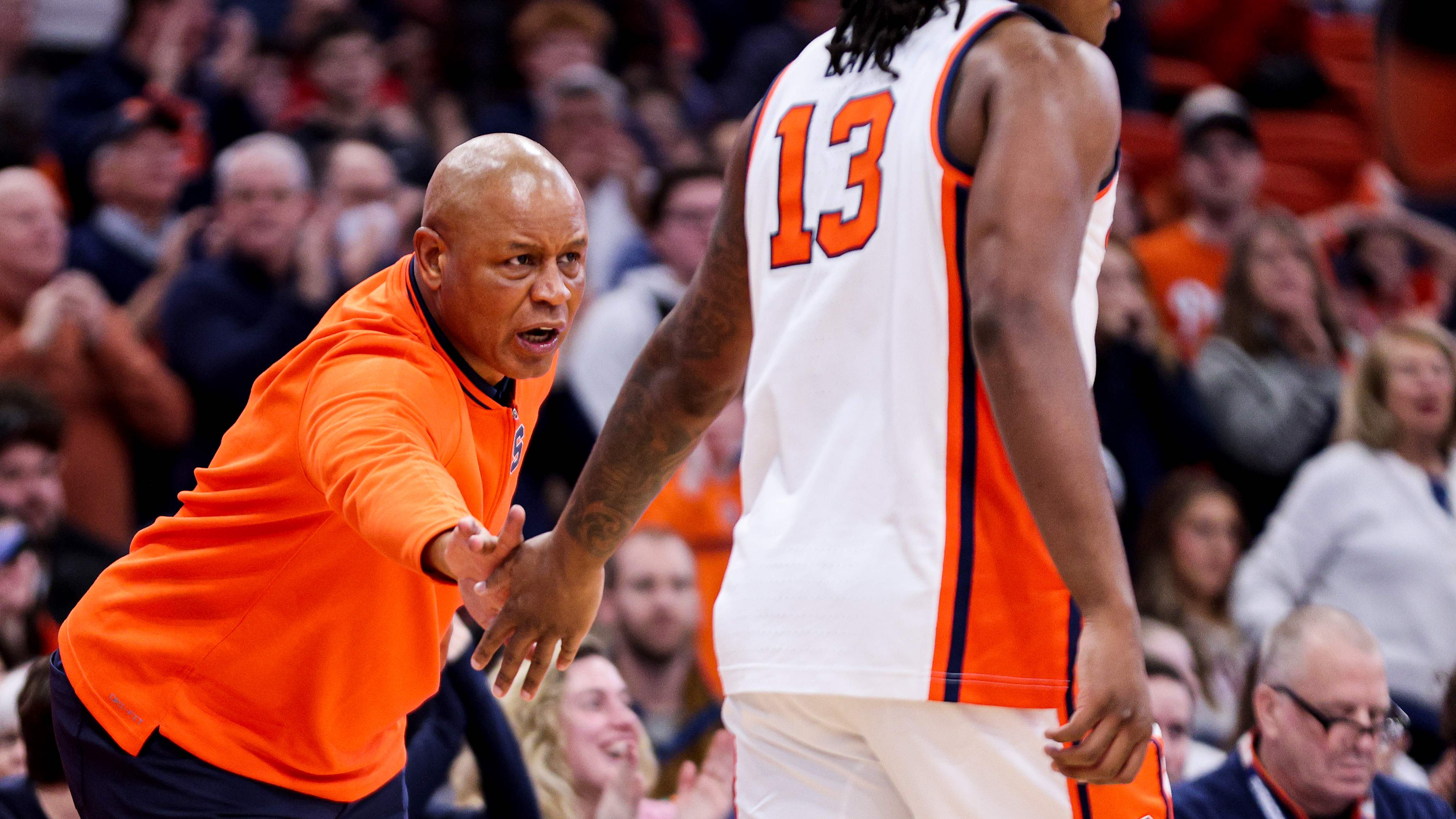 Syracuse Basketball: Orange head coach Adrian Autry deserves more time