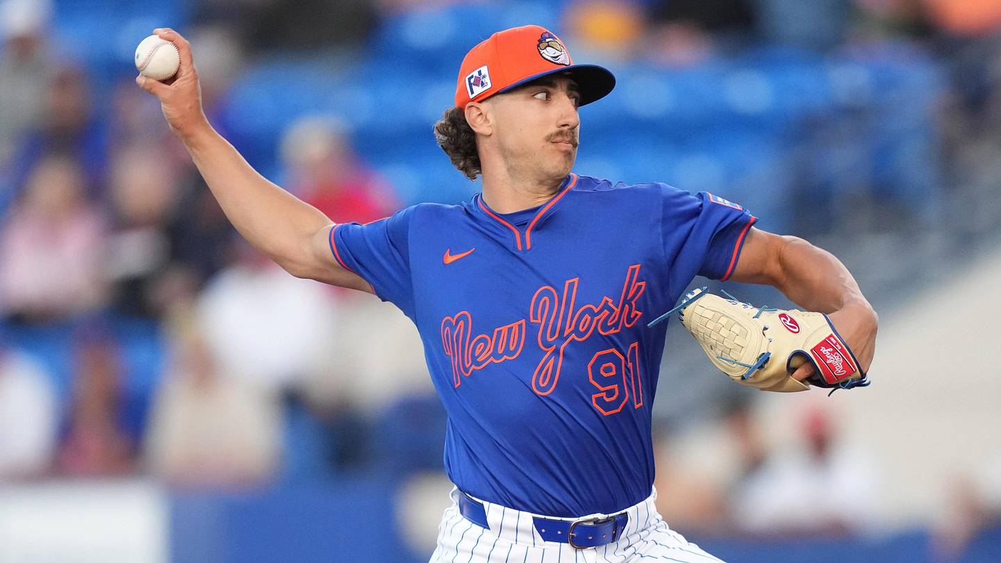 Former Gators Pitcher Gets Call Up to Major Leagues