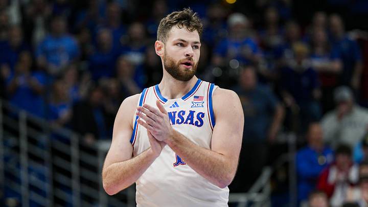 Former Kansas Star Hunter Dickinson Signs Post-Draft NBA Contract