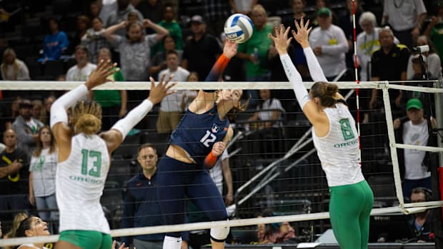 Nebraska Volleyball Preview: Illinois