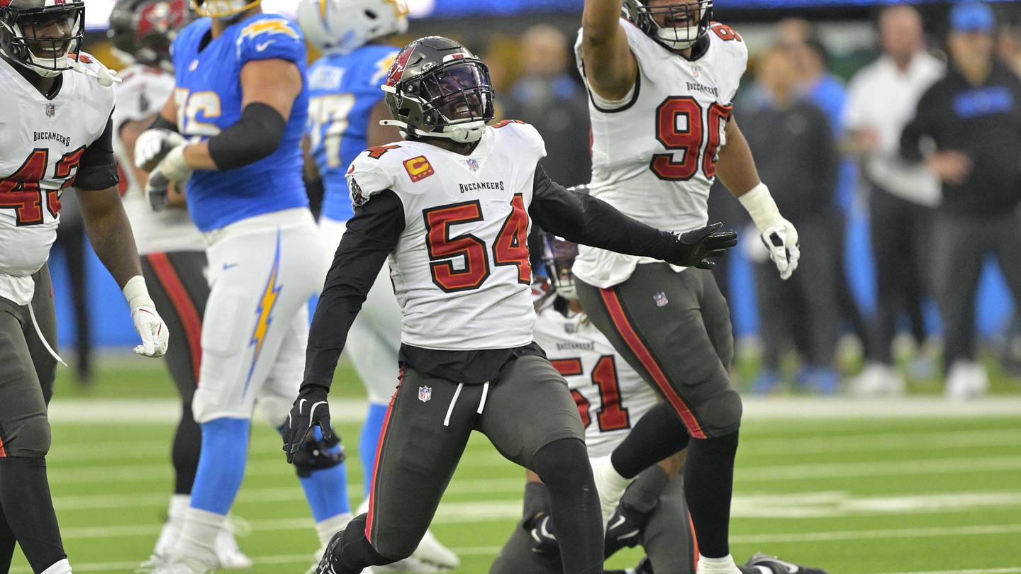 Lavonte David Makes Decision on Return to Tampa Bay Buccaneers for 14th ...
