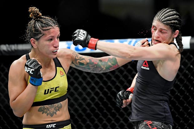 Ranked contender announces retirement after UFC Fight Night loss