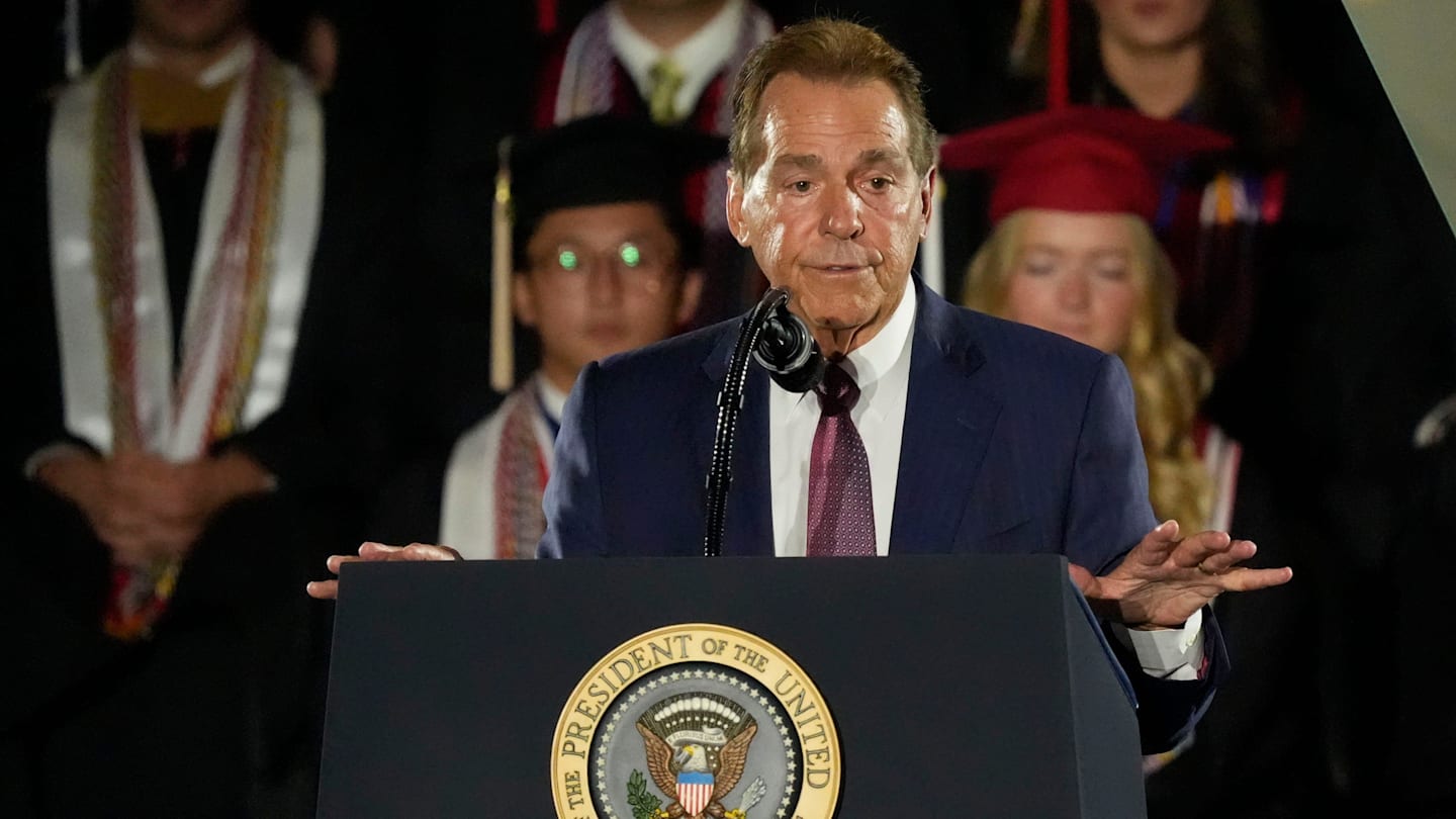 Nick Saban set to co-chair President Trump's college sports body: report