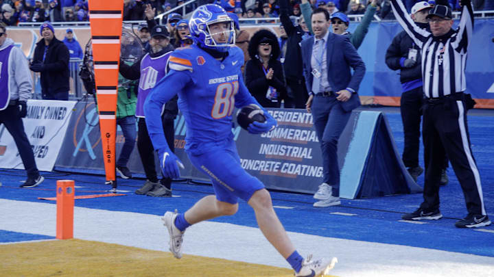 Boise State senior wide receiver no longer with team