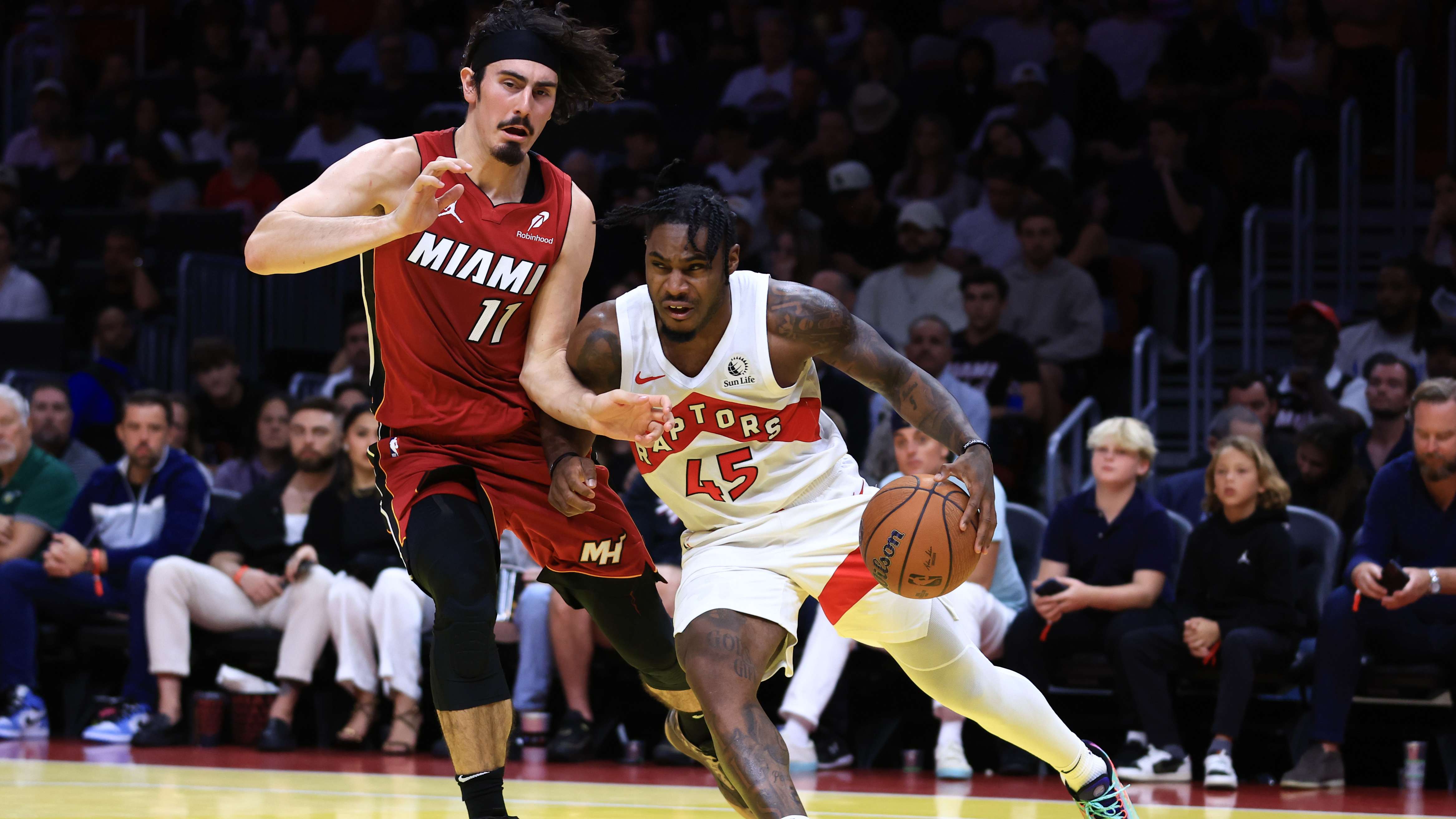 Raptors Chain awarded to unrelenting guard emphasizes his value to team ...