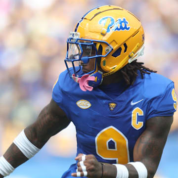 Two Pitt Football Players Named Preseason All-Americans