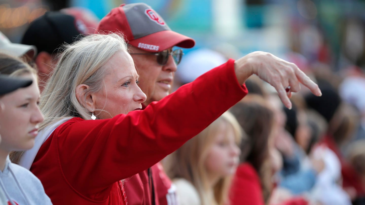 Will the Horns Down sign be in the College Football 25 video game?