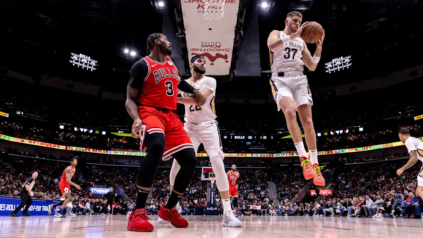 Former Lakers Forward Waived By Western Conference Rival