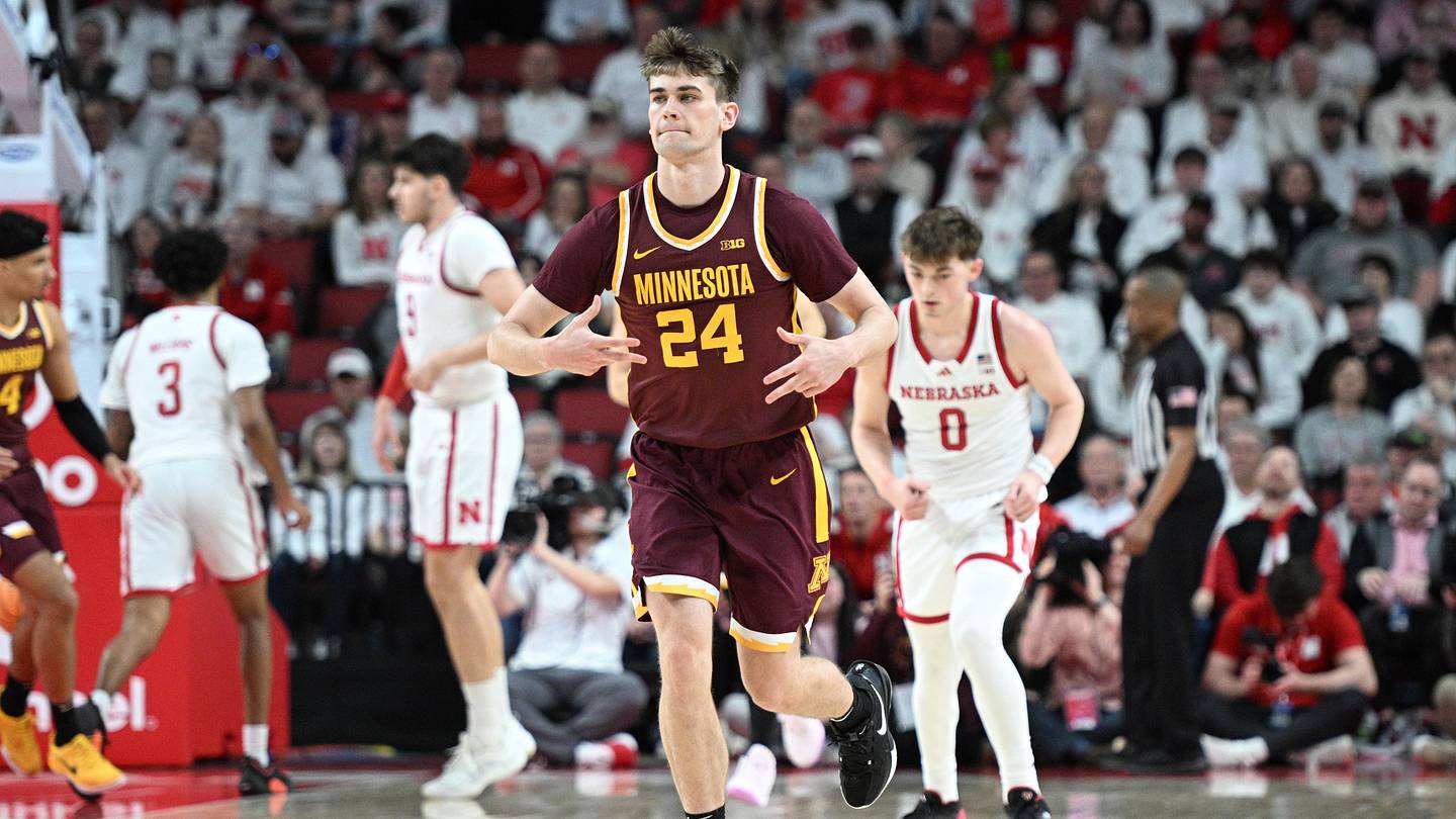 Brennan Rigsby saves Gophers with clutch shot to beat Nebraska