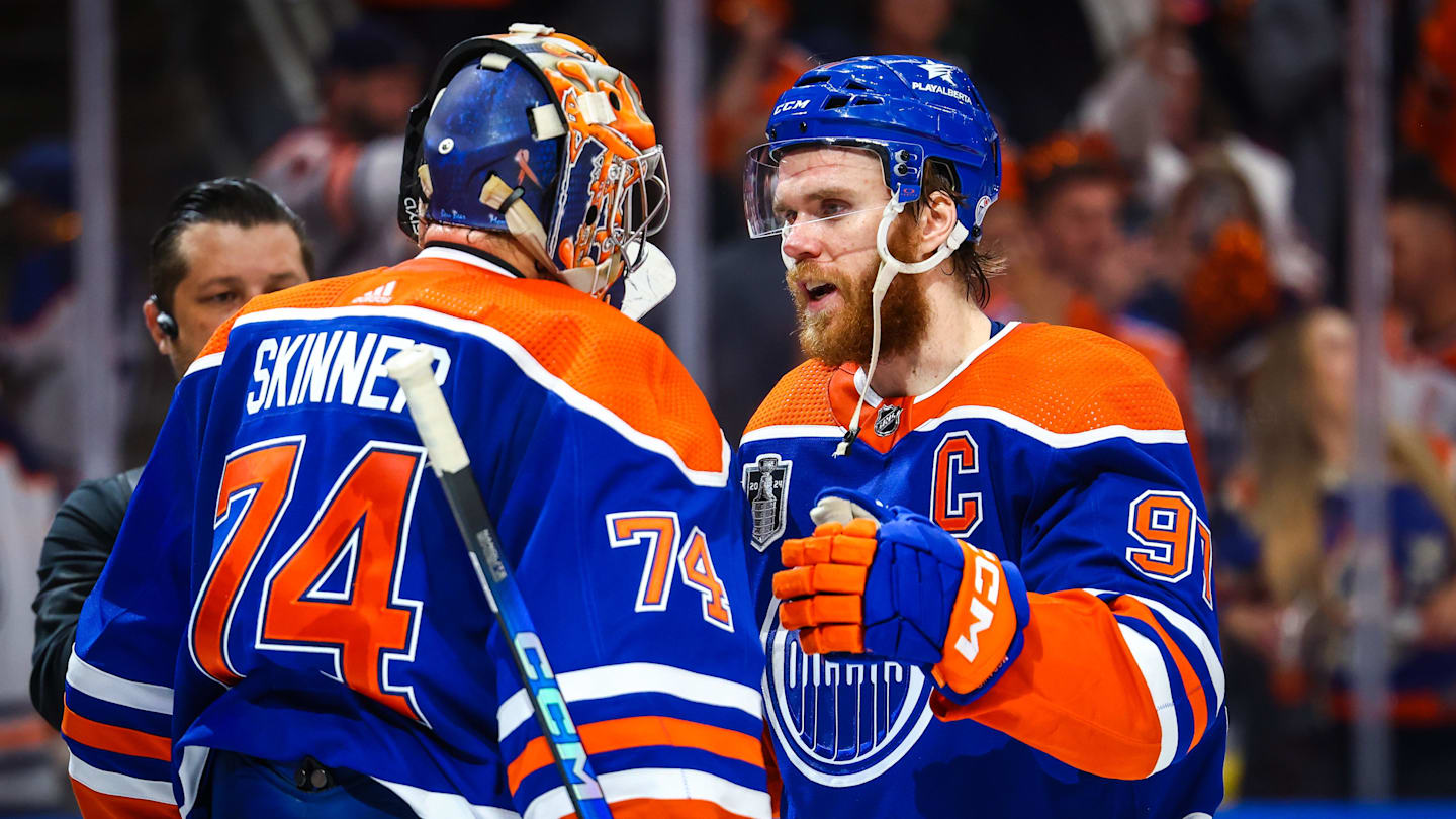 Connor McDavid Updates Contract Status With Edmonton Oilers