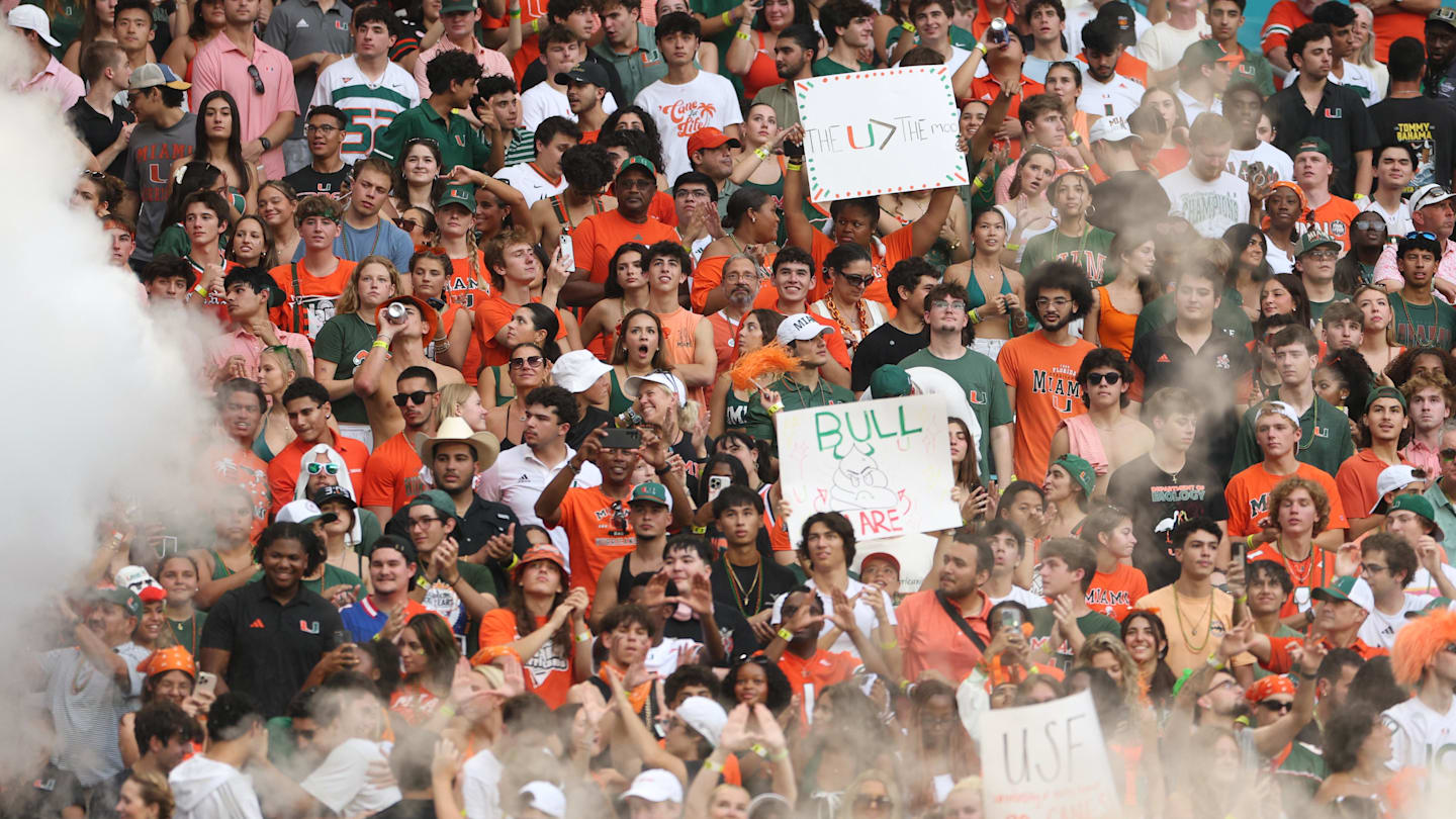 Miami fans have blunt three-word message for Florida before Week 4 game