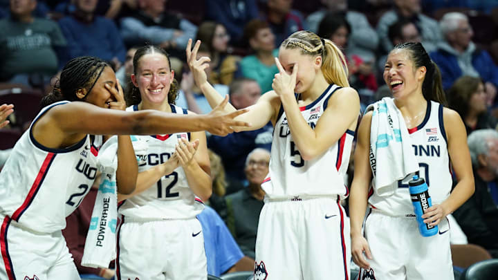 Sarah Strong Puts Paige Bueckers in Prime Position to Win UConn ...