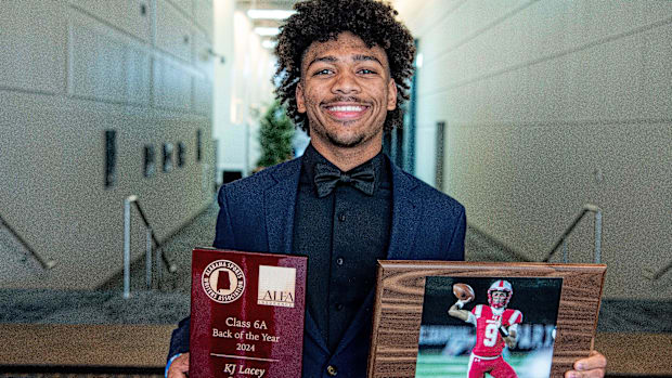 2025 Texas Longhorns QB KJ Lacey Earns Alabama's 'Mr. Football' Award