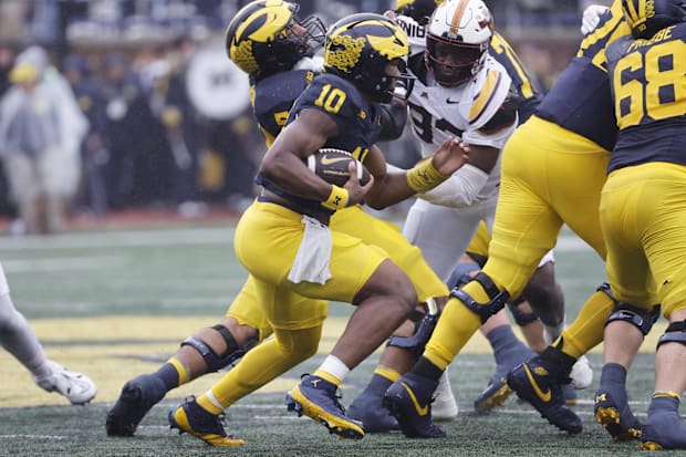 Takeaways: Michigan football squanders big lead but takes down Minnesota