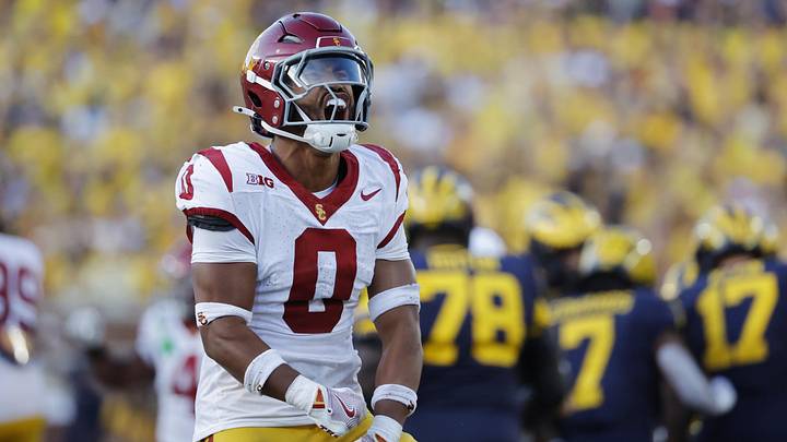 USC Trojans vs. Minnesota Gophers Official Kickoff Time and TV ...