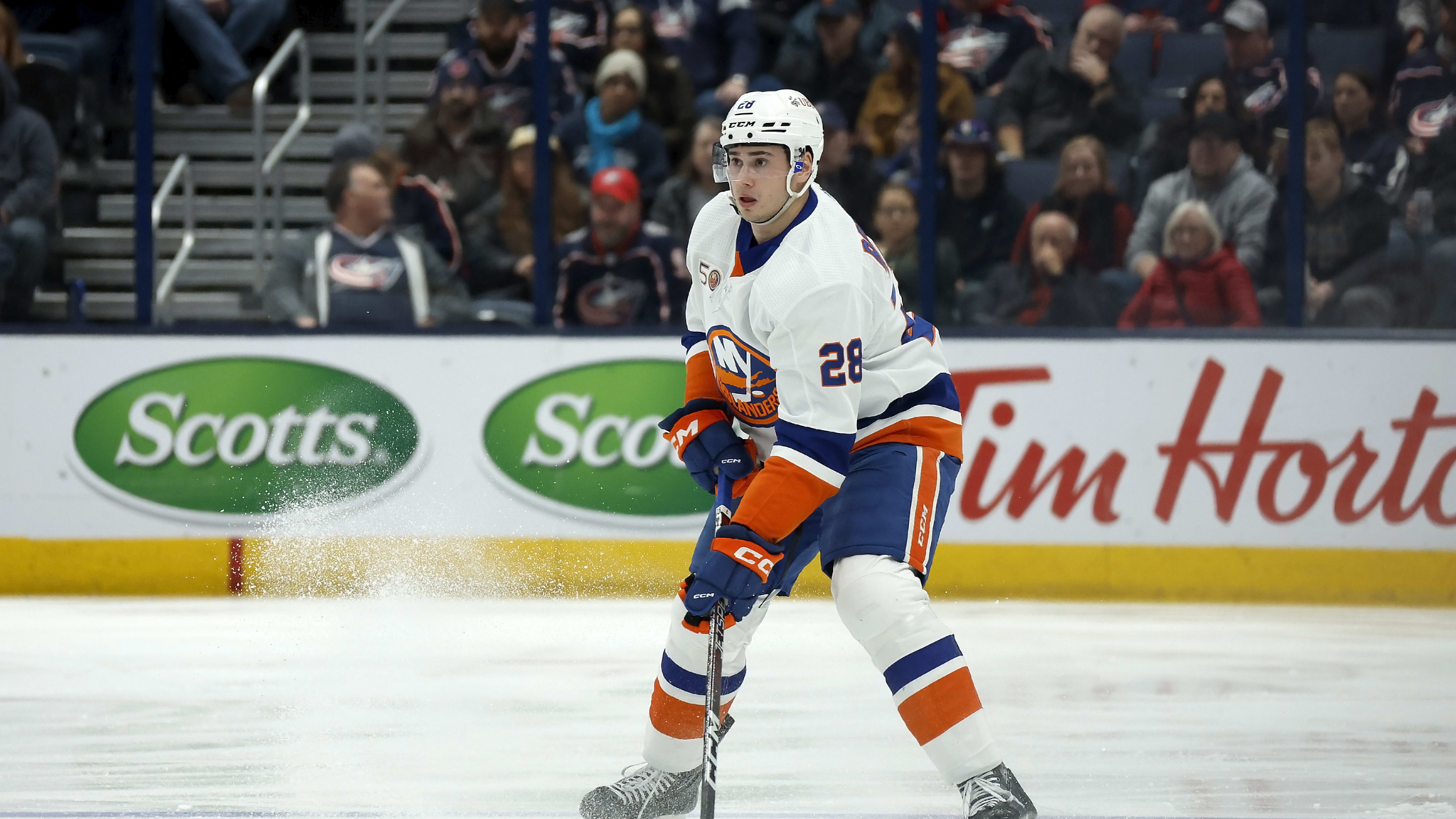 NY Islanders Plus/Minus for 2023-2024: Alexander Romanov needs to build ...