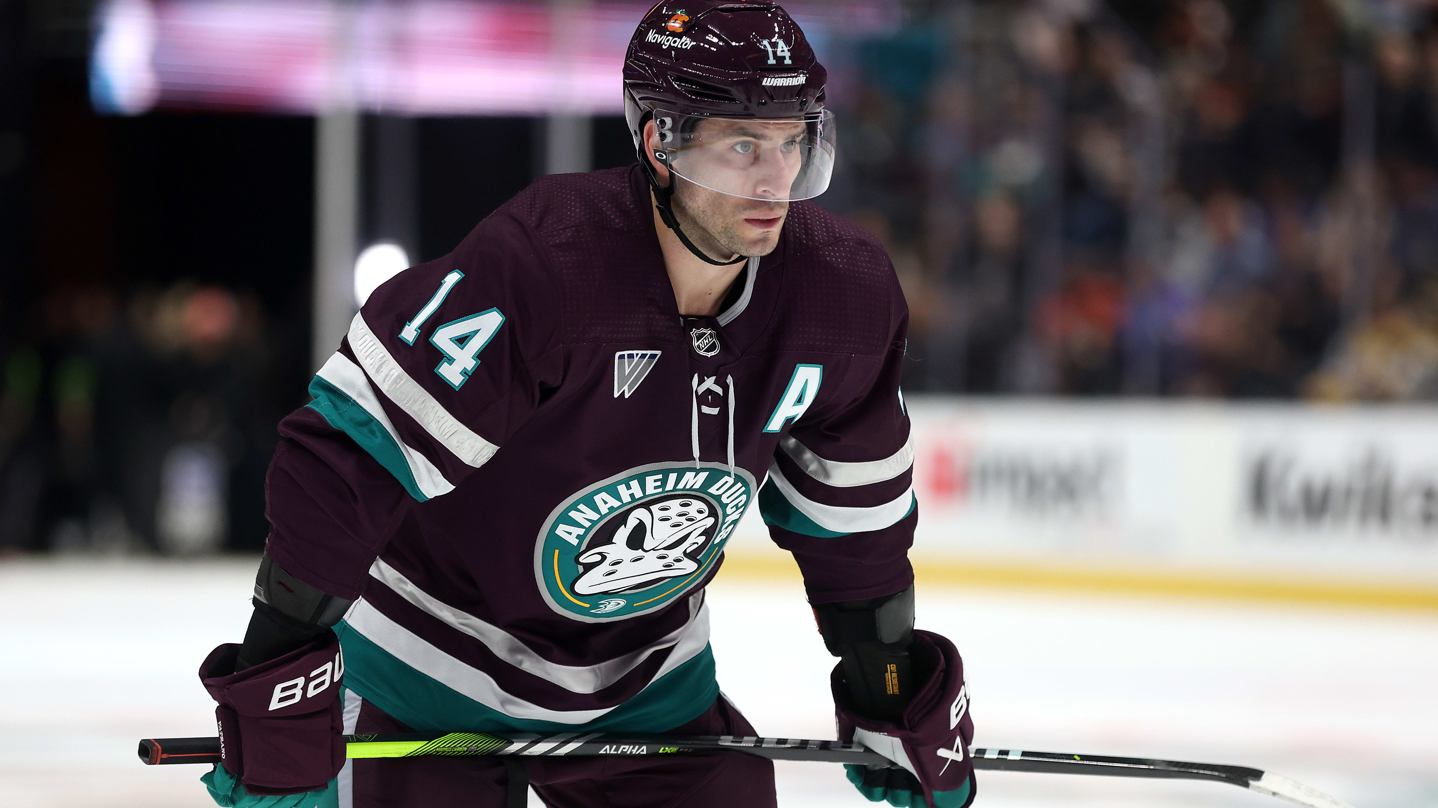 Adam Henrique is a great trade target for the New Jersey Devils