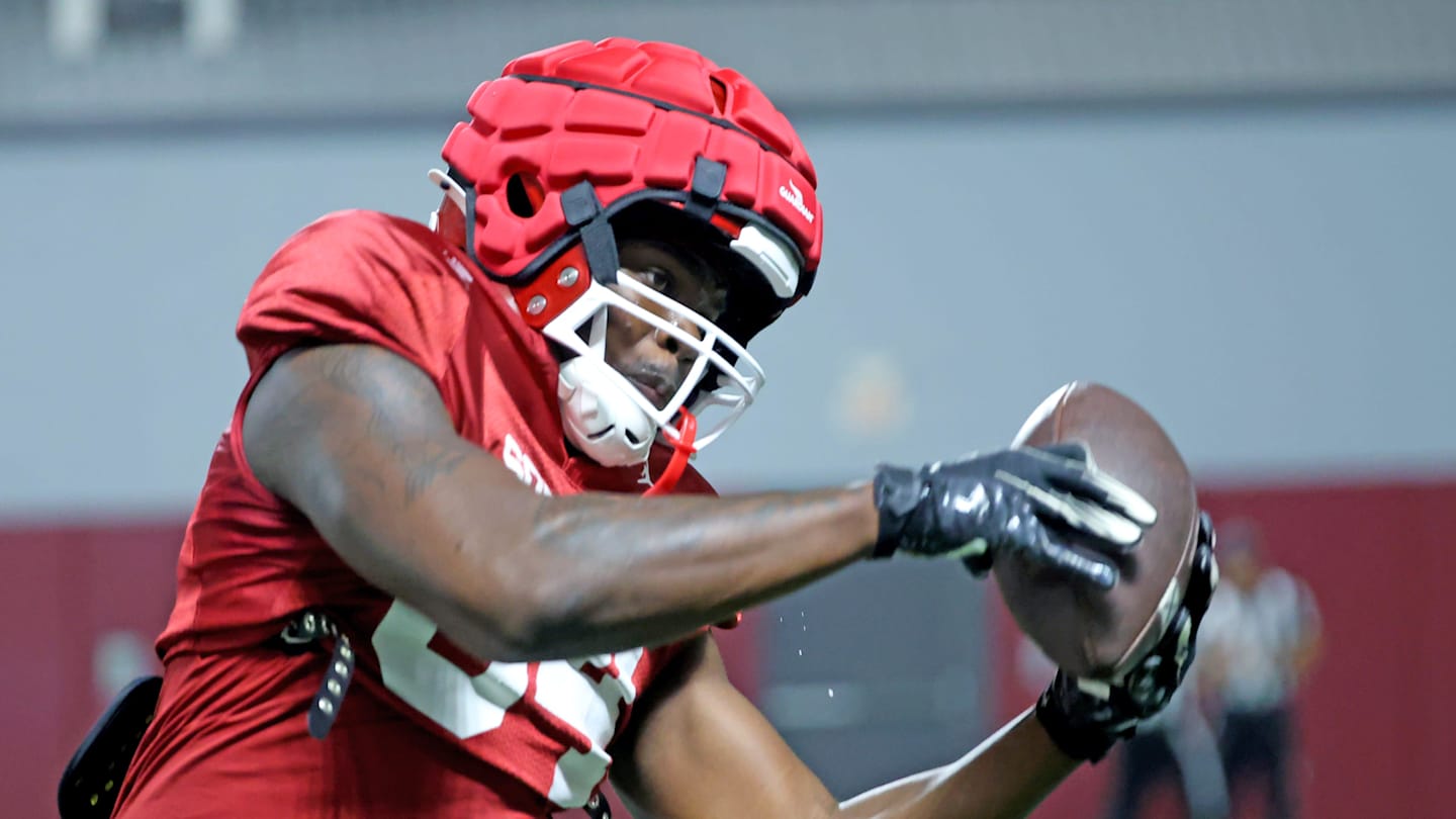 Report: Oklahoma Transfer Tight End Davon Mitchell to Visit Louisville