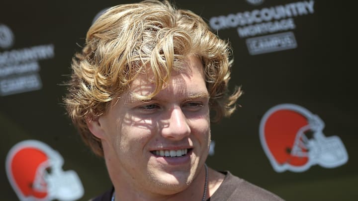 UCLA's Carson Schwesinger, Cleveland Browns Suffer Tremendous Loss