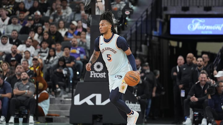 Stephon Castle Thriving with Spurs Lineup