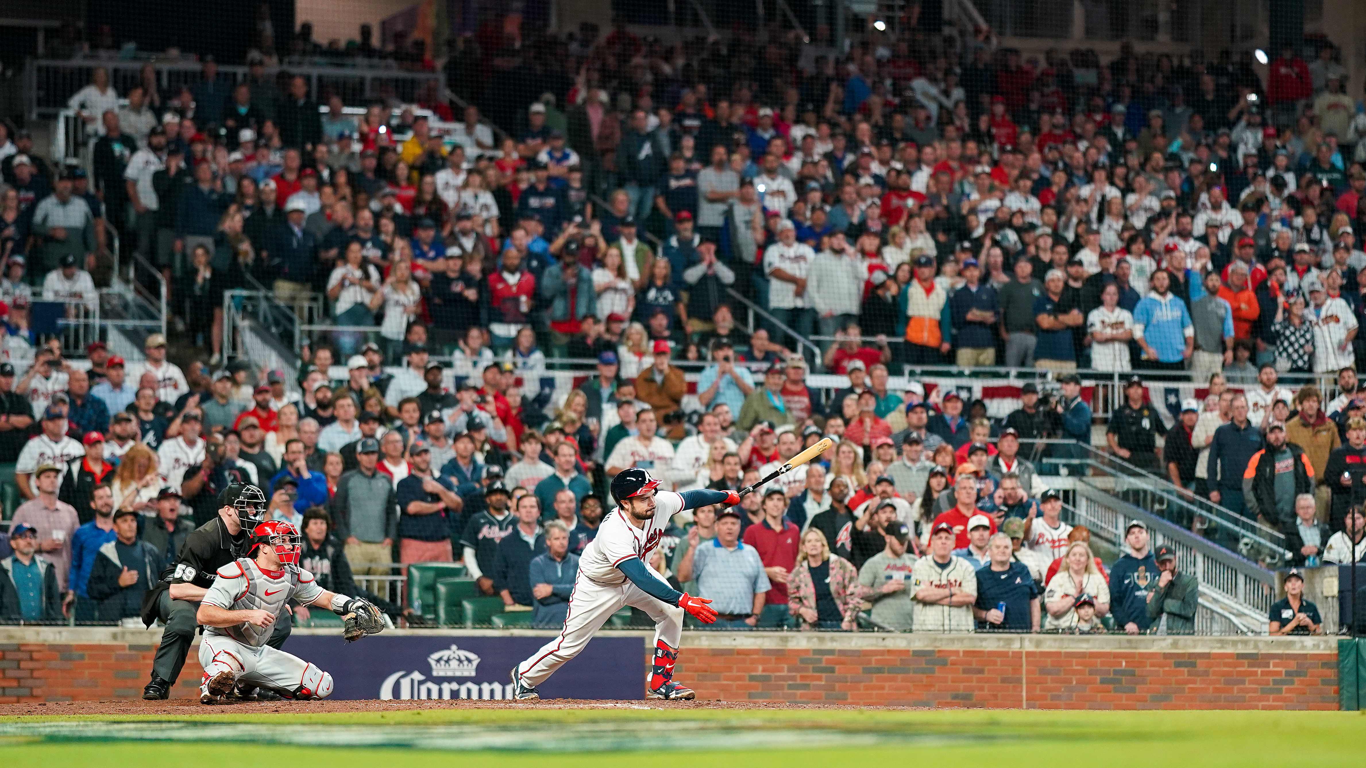 Braves News: Atlanta Braves name Kevin Kraus as new PA announcer