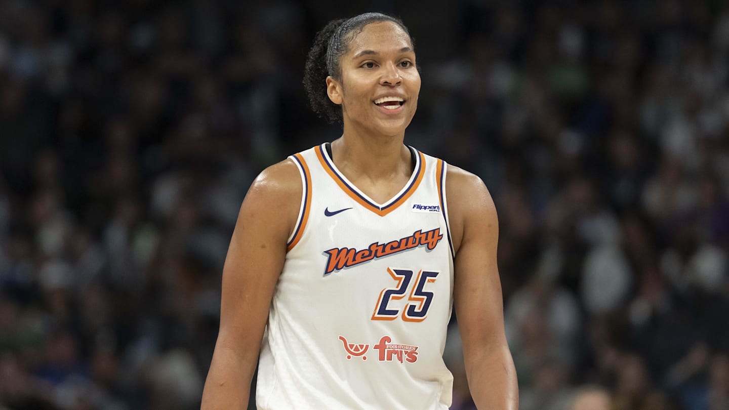 Alyssa Thomas All Clear After Injury Scare Near End of WNBA Finals Game 1