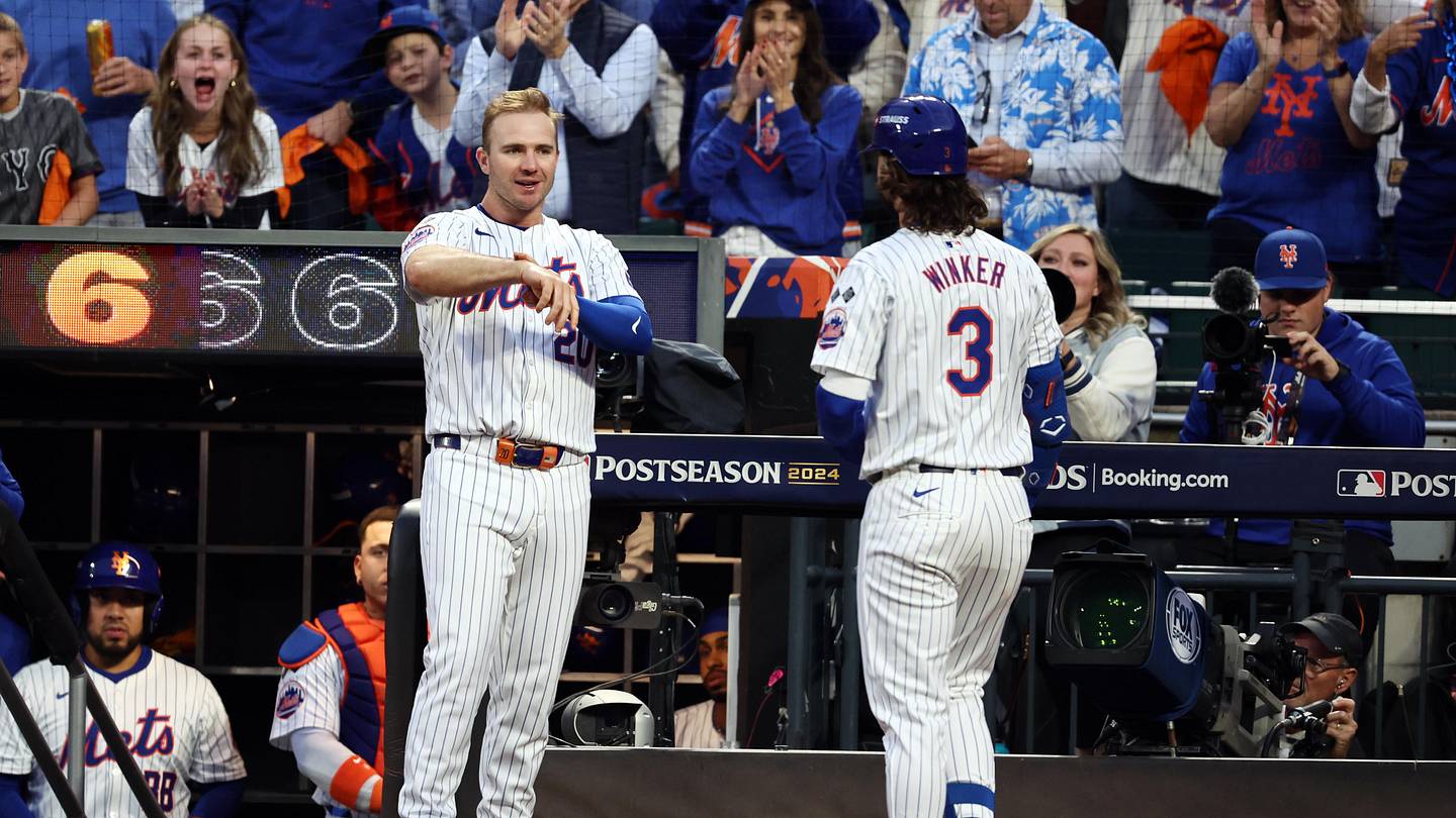 Jesse Winker Open to Playing First Base For The New York Mets