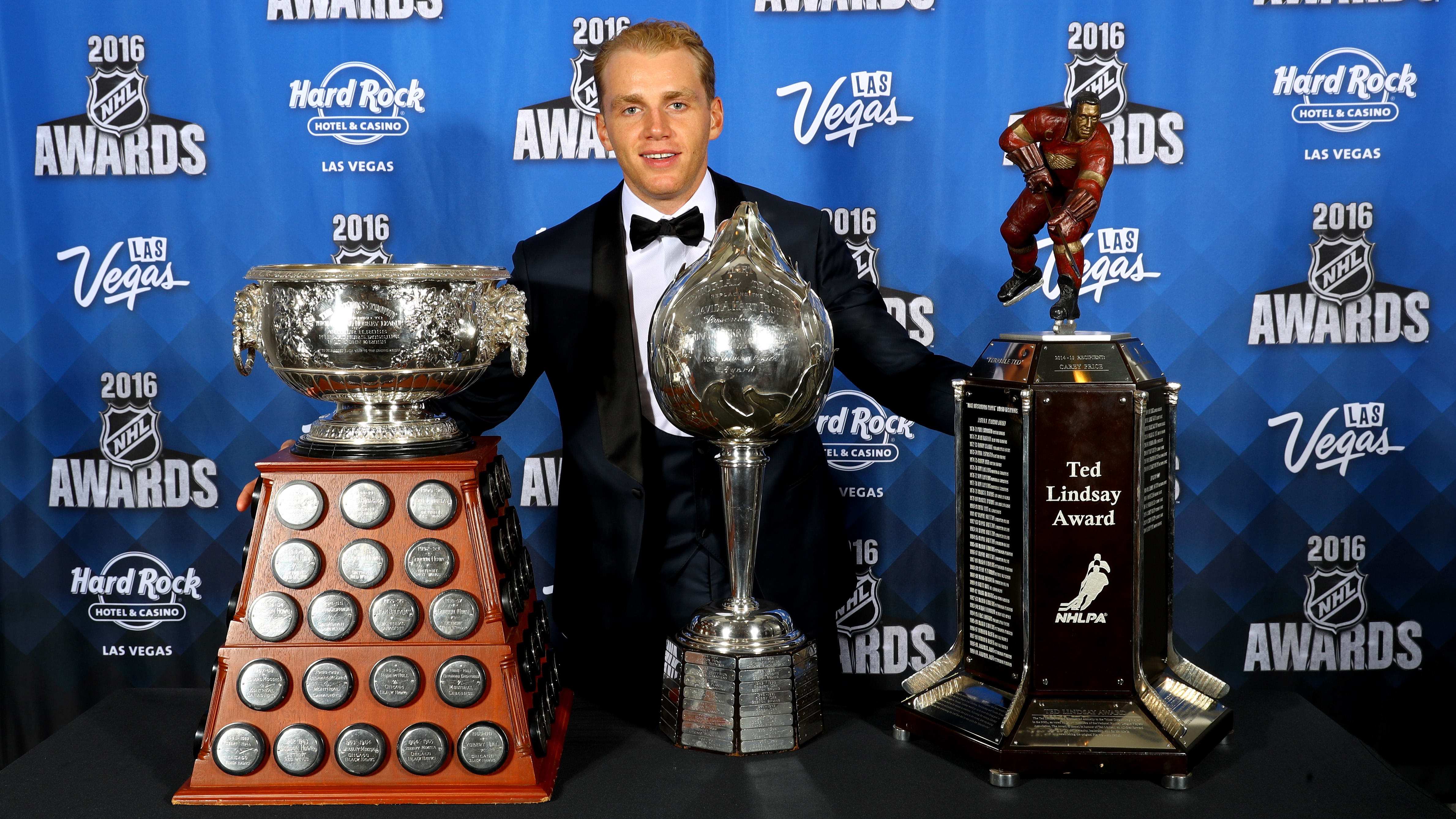 The Chicago Blackhawks have not had many Hart Trophy winners