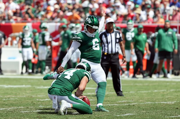 Breaking Down Arizona's All-Quarter-Century Team Kickers