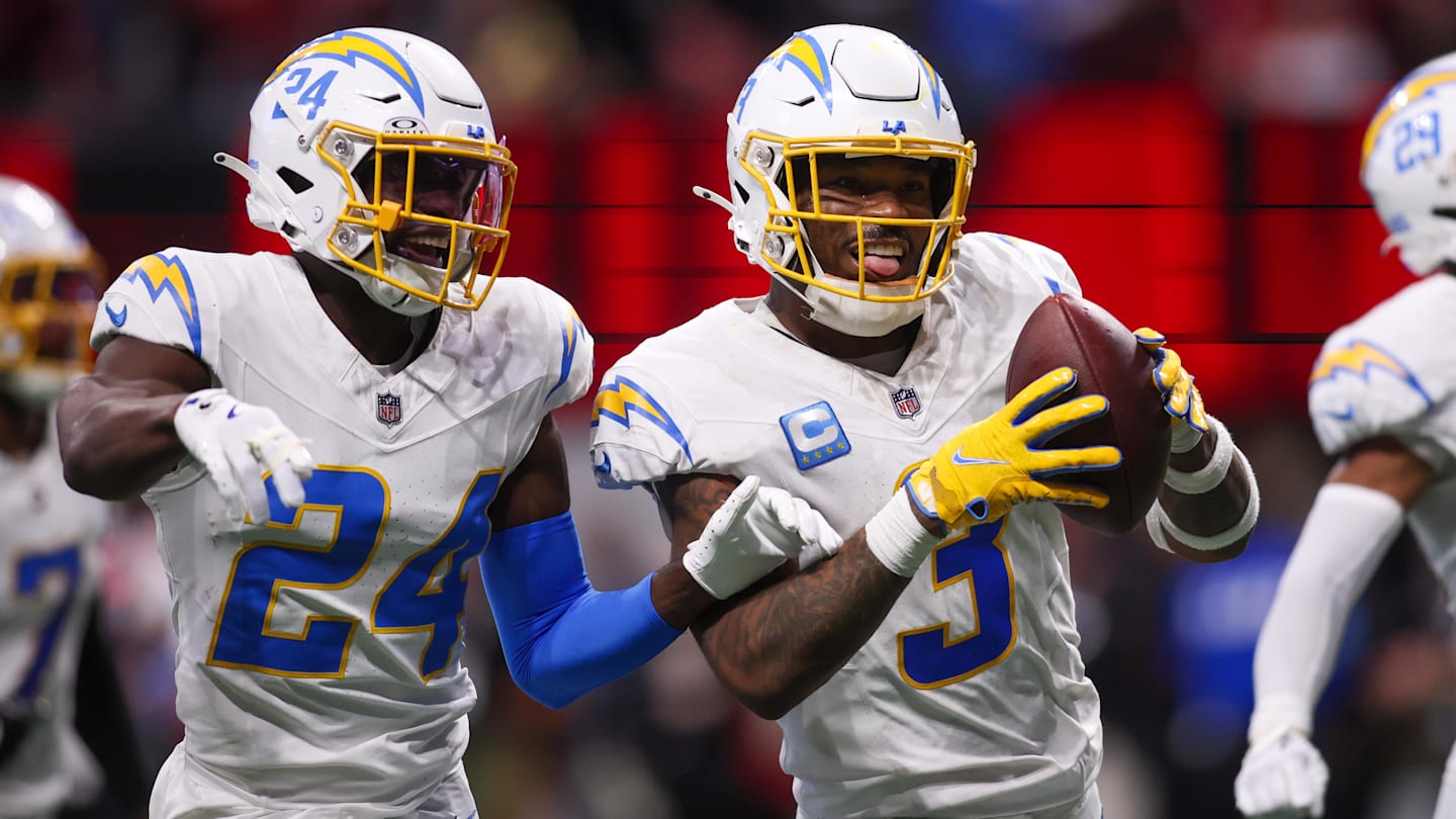 Chargers star reacts to massive deal for Houston Texans cornerback