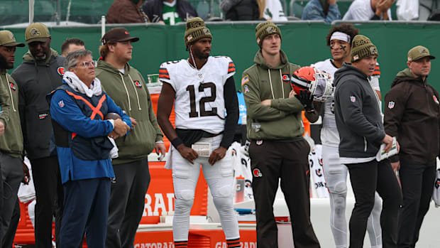 Growing Concerns Roar To Give Shedeur Sanders A Chance In Cleveland