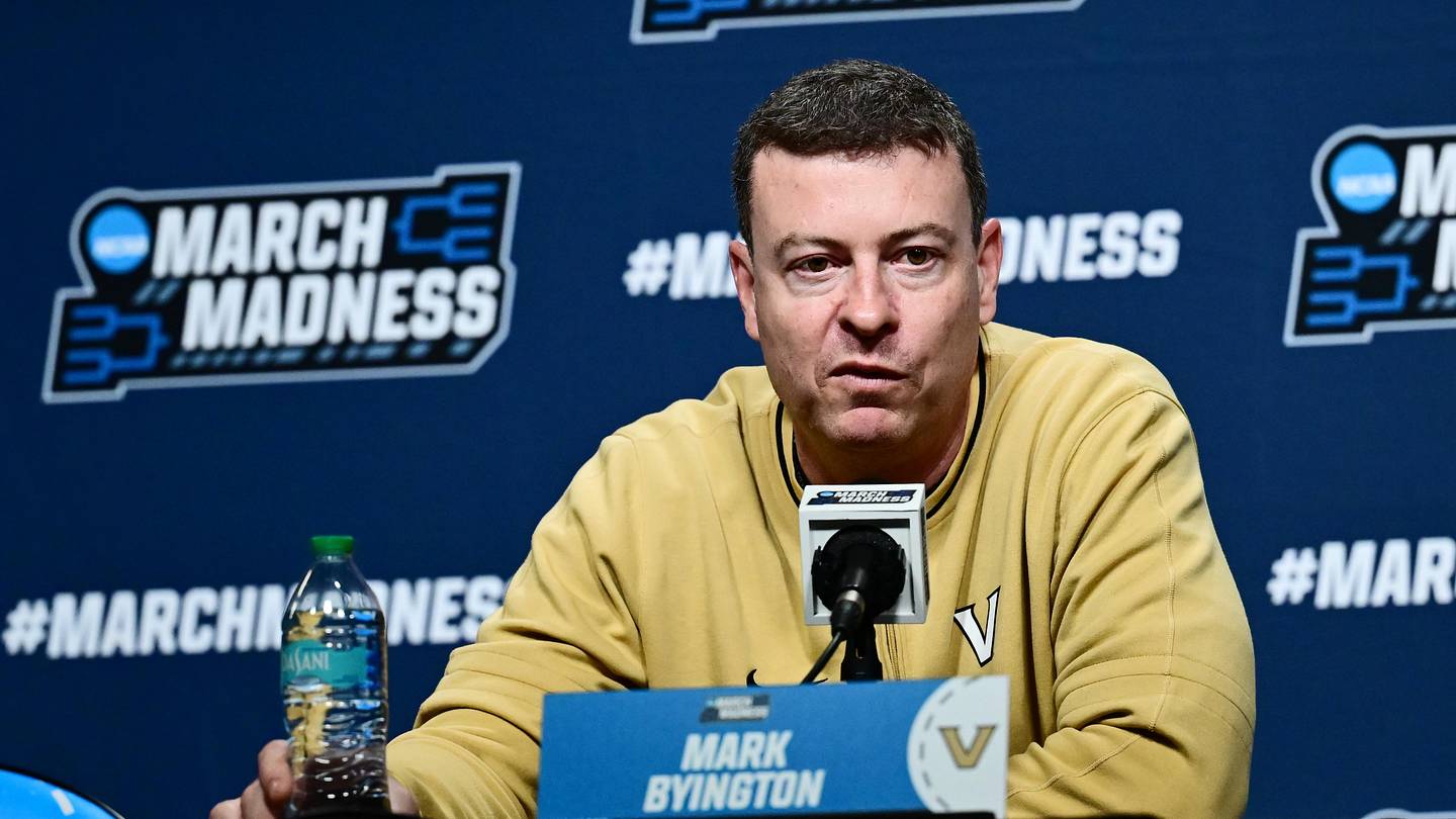 Vanderbilt hoops gets commitment from high-scoring guard