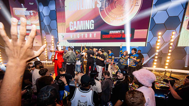 Ne-Yo Claims "Underdog" Win Over T-Pain at Inaugural Global Gaming ...